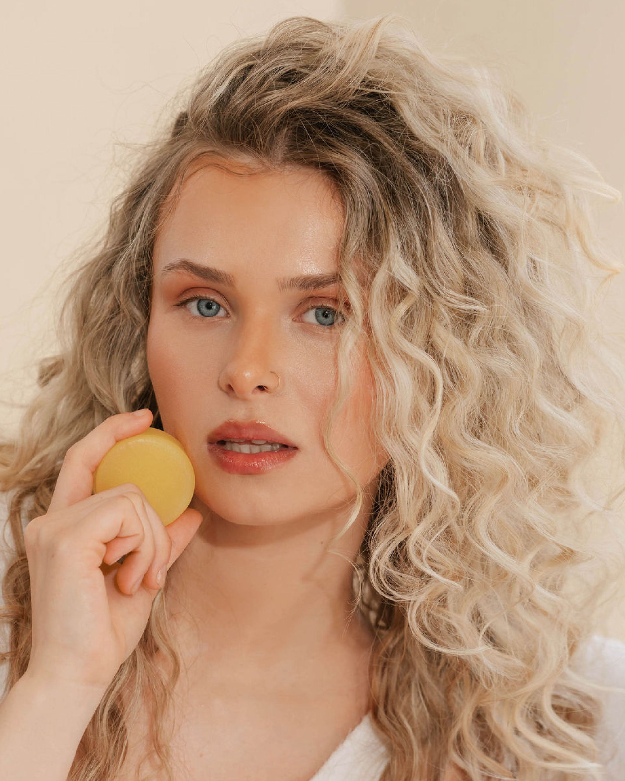 Good Juju Hydrating Conditioner Bar | Award-Winning | Up To 75 Washes ...